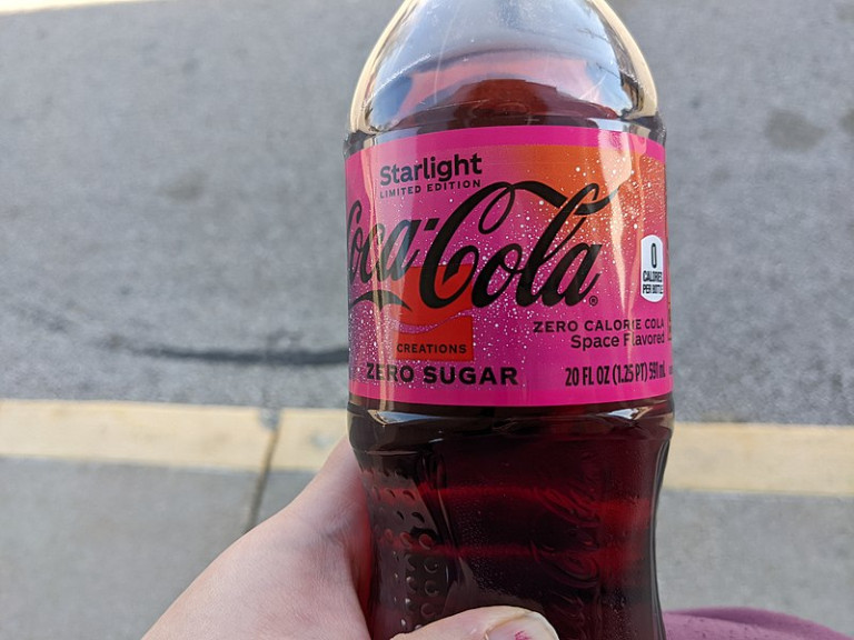 20 Unique Coca-Cola Flavors You Didn't Know Existed - TheSpicyChefs
