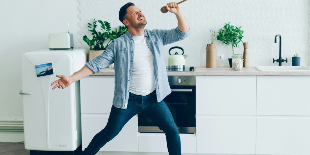 Cooking Playlist Must-Haves: Songs That Hit The Spot - TheSpicyChefs