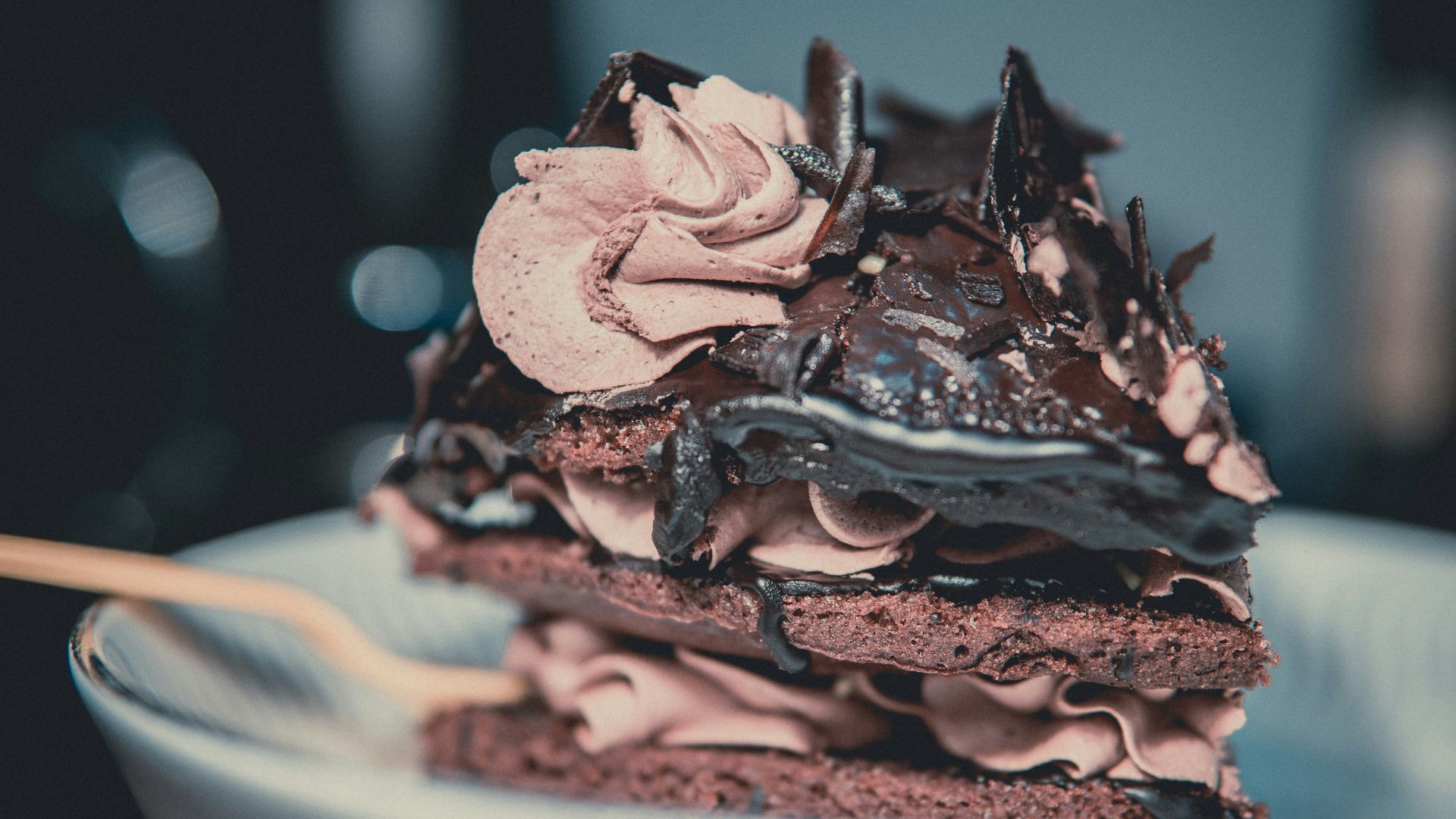 Cultural Cakes: 20 Traditional Desserts Across Nations - TheSpicyChefs