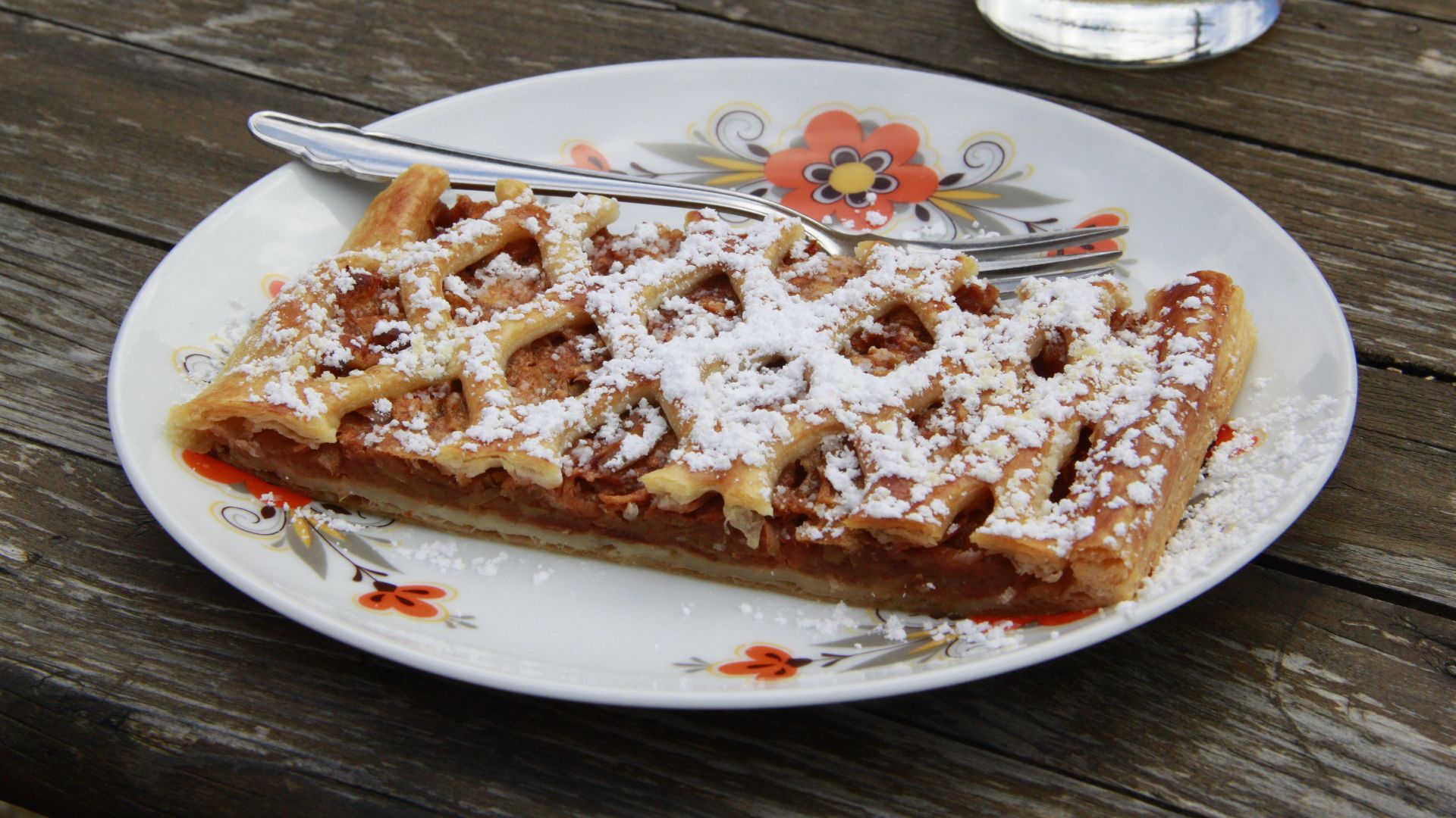 Cultural Cakes: 20 Traditional Desserts Across Nations - TheSpicyChefs