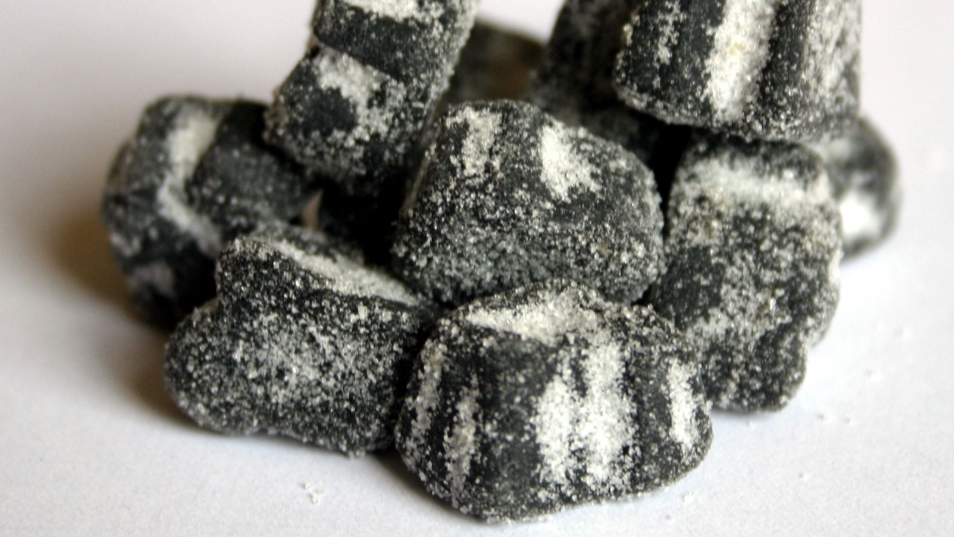 10 Gross Snacks People Hate & 10 They Can’t Get Enough Of - TheSpicyChefs