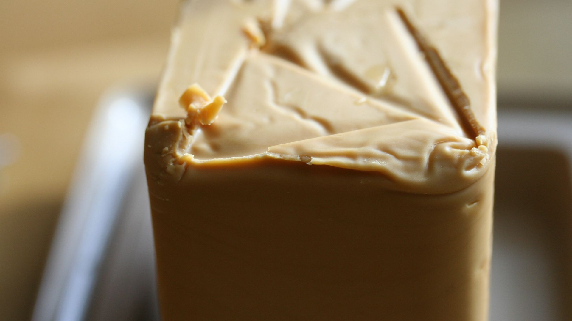 Beat Lactose Intolerance: 10 Cheeses With The Lowest Lactose & 10 With ...