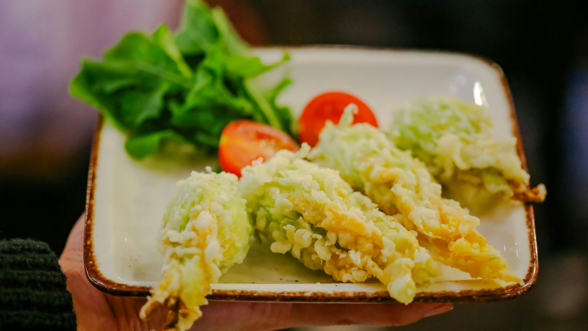 ASMR Eats: The 20 Crispiest & Crunchiest Foods For A Satisfying Bite ...