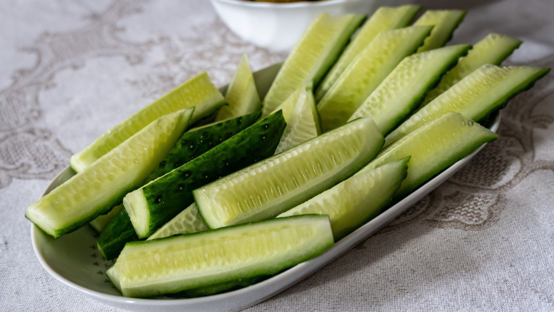 ASMR Eats: The 20 Crispiest & Crunchiest Foods For A Satisfying Bite ...