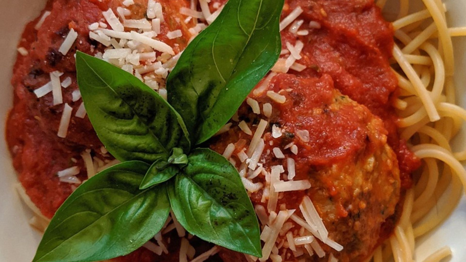 10 Things You Should Never Buy At Aldi & 10 That Are Actually Cheaper ...