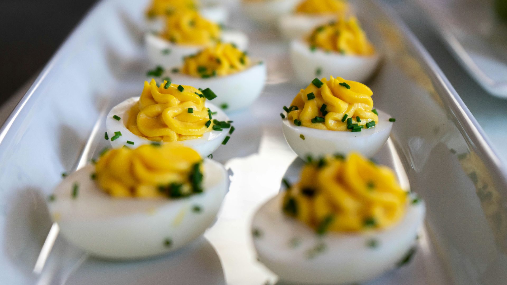 Happy Hour: The 20 Best Foods For Social Snacking - TheSpicyChefs