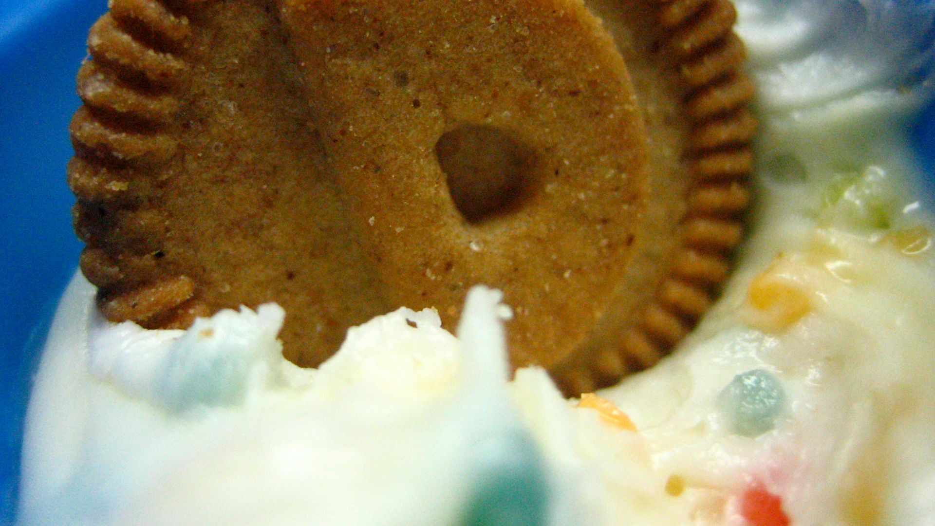 20 Childhood Snacks We Used to Eat for Recess - TheSpicyChefs