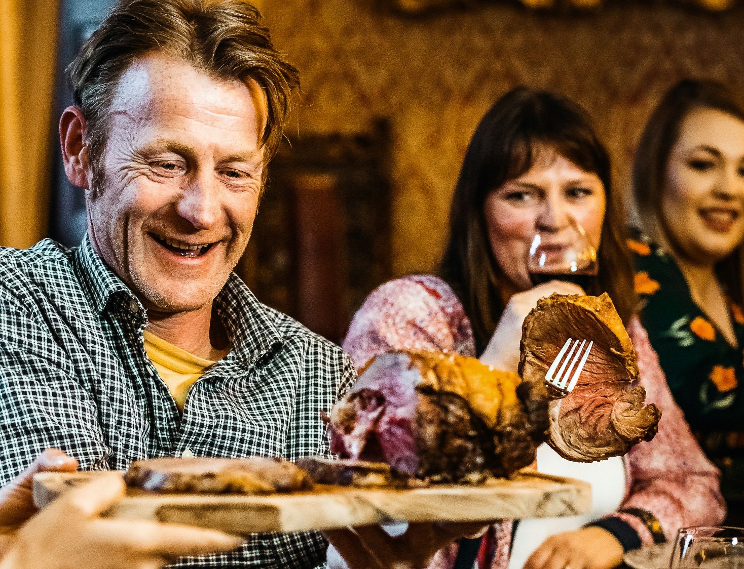 20 Finger Foods That Steal The Spotlight At Any Party - TheSpicyChefs